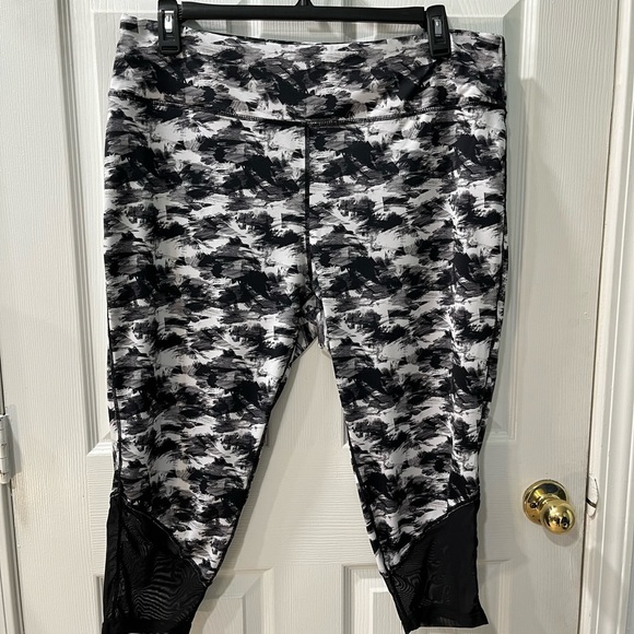 Pro Player | Pants & Jumpsuits | Pro Player Women Athletic Capri ...